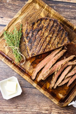 Easy Cast Iron Flank Steak 30 Minute Meal - Feeding Your Fam
