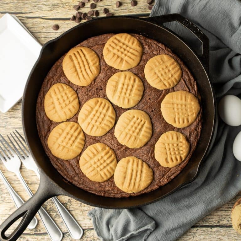 Puff Pastry Apple Pie Baked in a Cast Iron Skillet - Feeding Your Fam